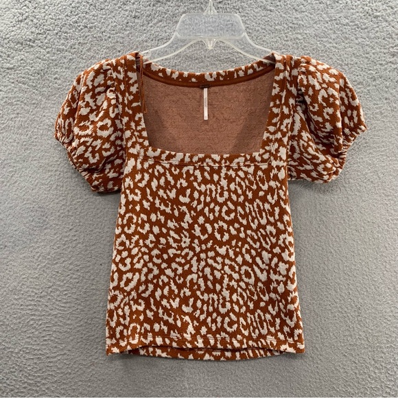 Free People | Tops | Free People Leopard Print Beige Puff Sleeve ...